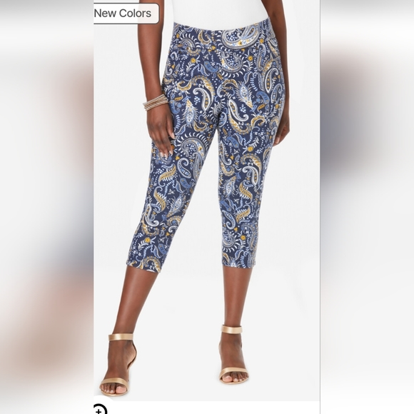 Pants & Jumpsuits | Capri | Poshmark